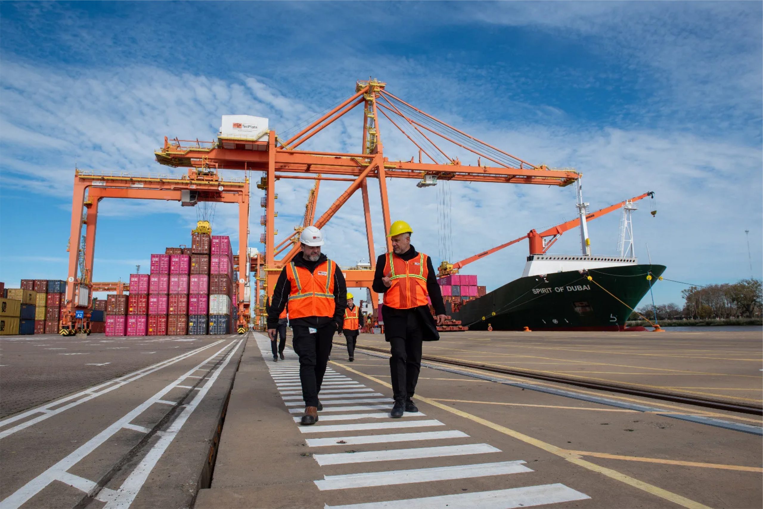 Con la presencia de ONE y Newsan, TecPlata comenzó a operar el servicio SX2 – Ruca Logistics